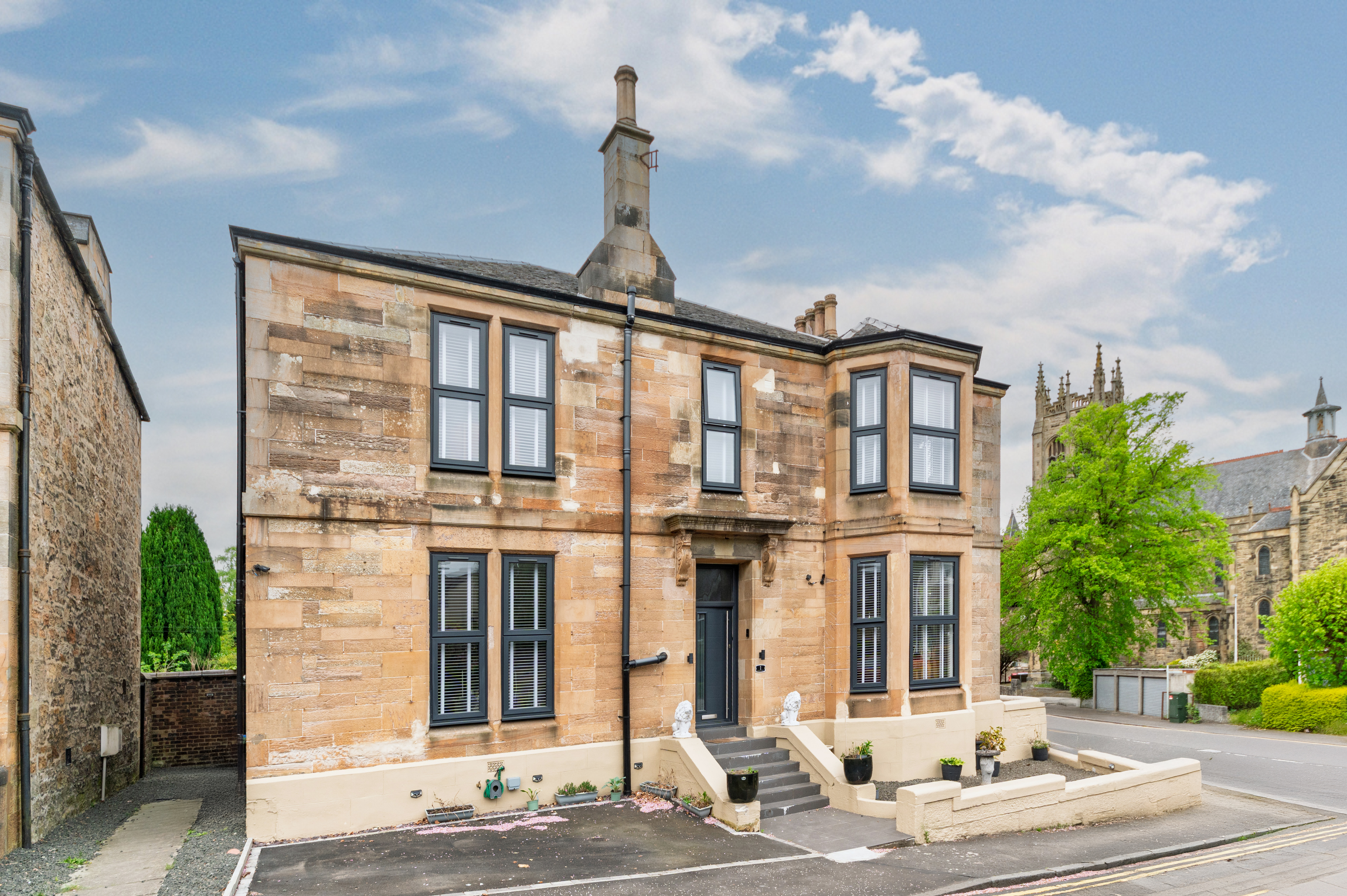 4 bedroom detached house in Neilson Street, Falkirk, FK1 through Homes ...