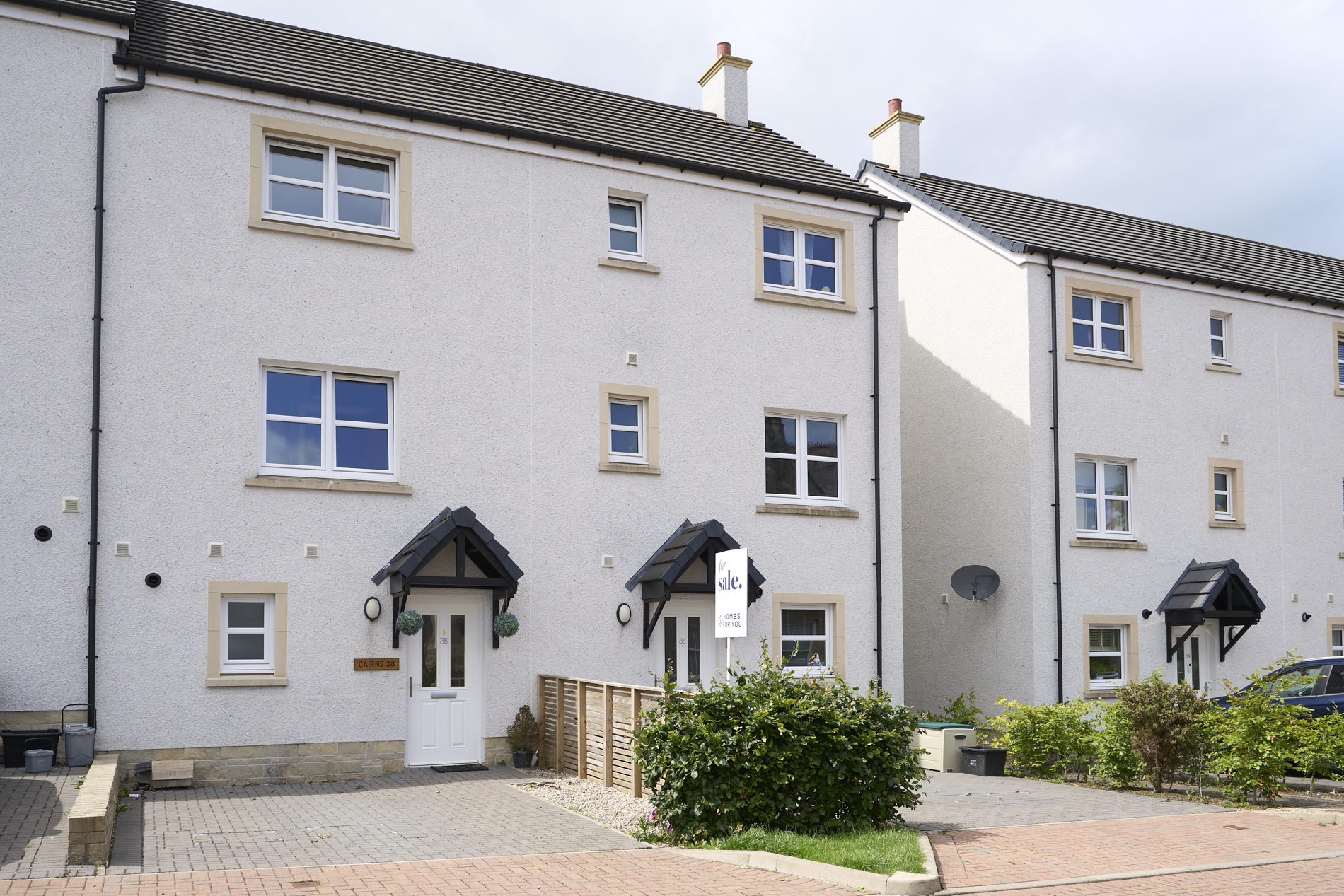 4 bedroom town house in Stein Crescent, Denny, FK6 through Homes For ...