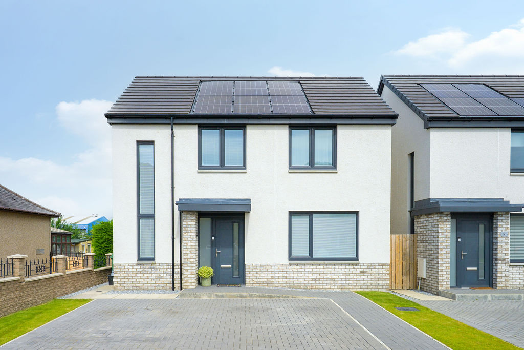 3 bedroom detached house in Bothkennar Road, Falkirk, FK2 through Homes ...